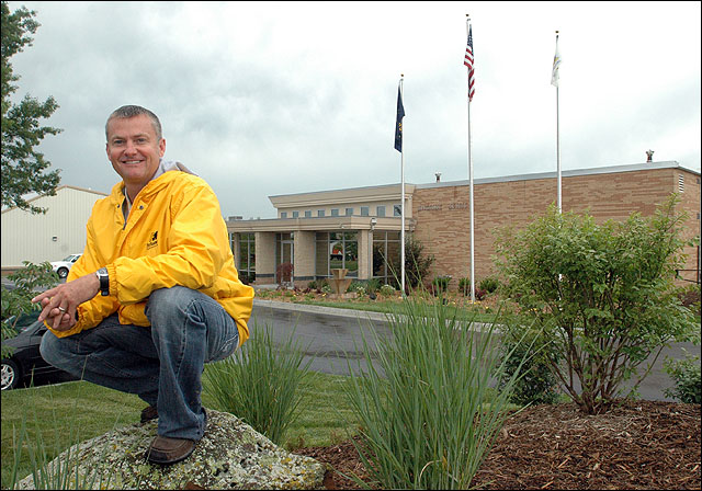 School setting adds touch of class to business office | News, Sports ...